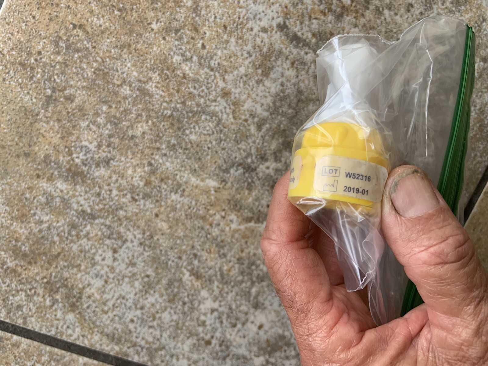 Sevoflurane Vaporizer Quik Fil Adapter Quick Fill Drager Abbott M35324 ...