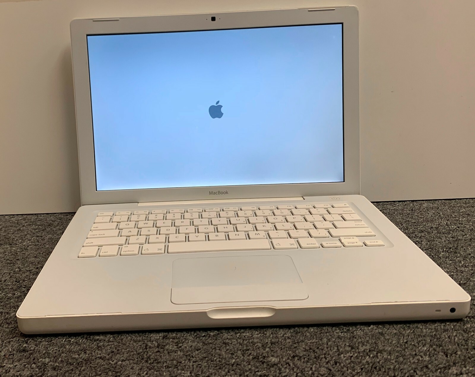 APPLE MACBOOK A1181 LAPTOP 2008 (JUST MACBOOK) | eBay