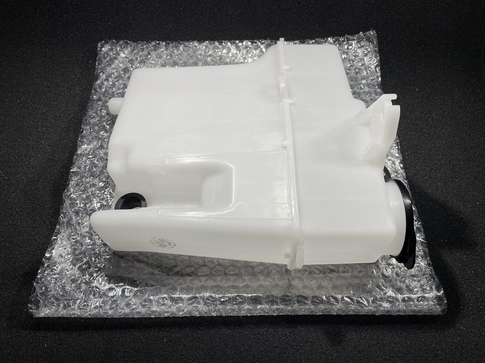 89 - 95 TOYOTA 4RUNNER WINDSHIELD WASHER FLUID TANK BOTTLE CONTAINER ...