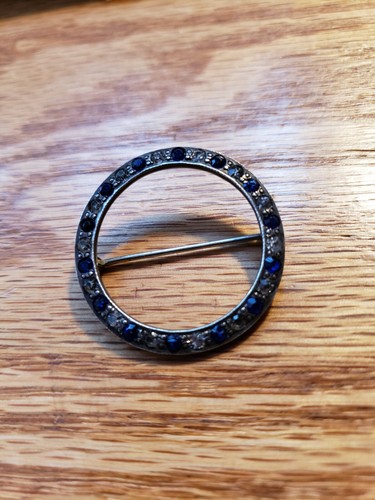 Blue gemstone pin brooch - Gem