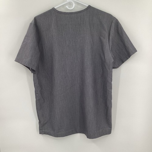 FIGS Technical Collection Leon Scrub Top Mens Med Graphite Three Pocket ...