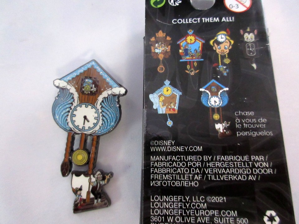 DISNEY LOUNGEFLY CUCKOO CLOCK PINOCCHIO with GEPETTO PIN CHASER ...
