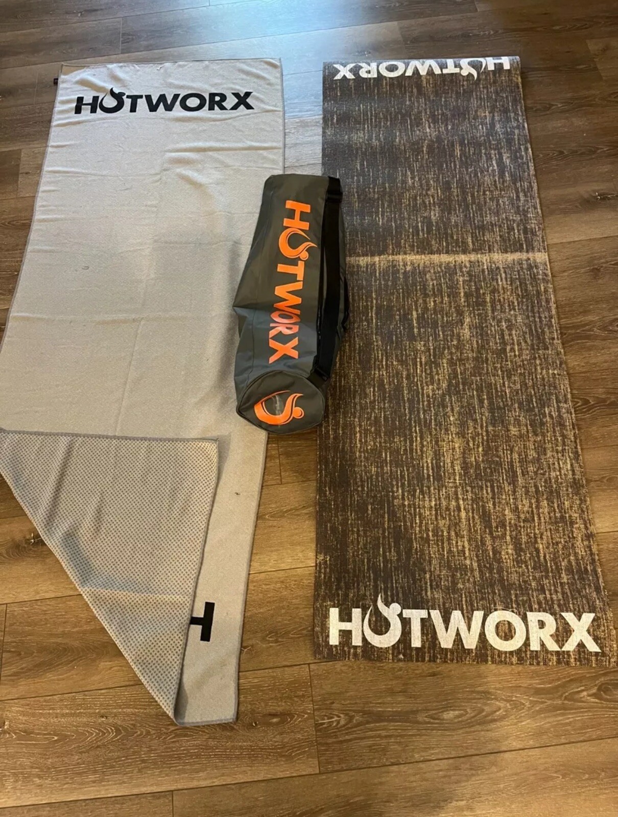 Hotworx Yoga Mat, Towel And Carrying Bag | eBay