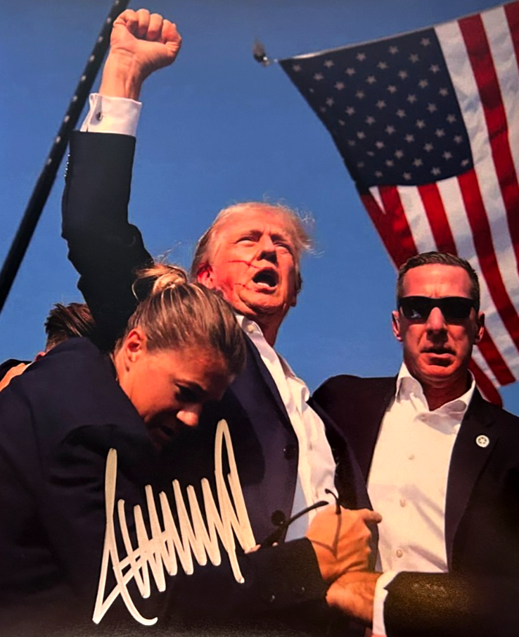 !!AMAZING!! Signed 8x10 inch PRESIDENT DONALD TRUMP Authentic Autograph ...