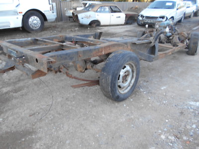 BARE CHASSIS / RAILS-1981 WB 1 TONNER-NO SUSPENSION-DAMAGE LHF RAIL ...