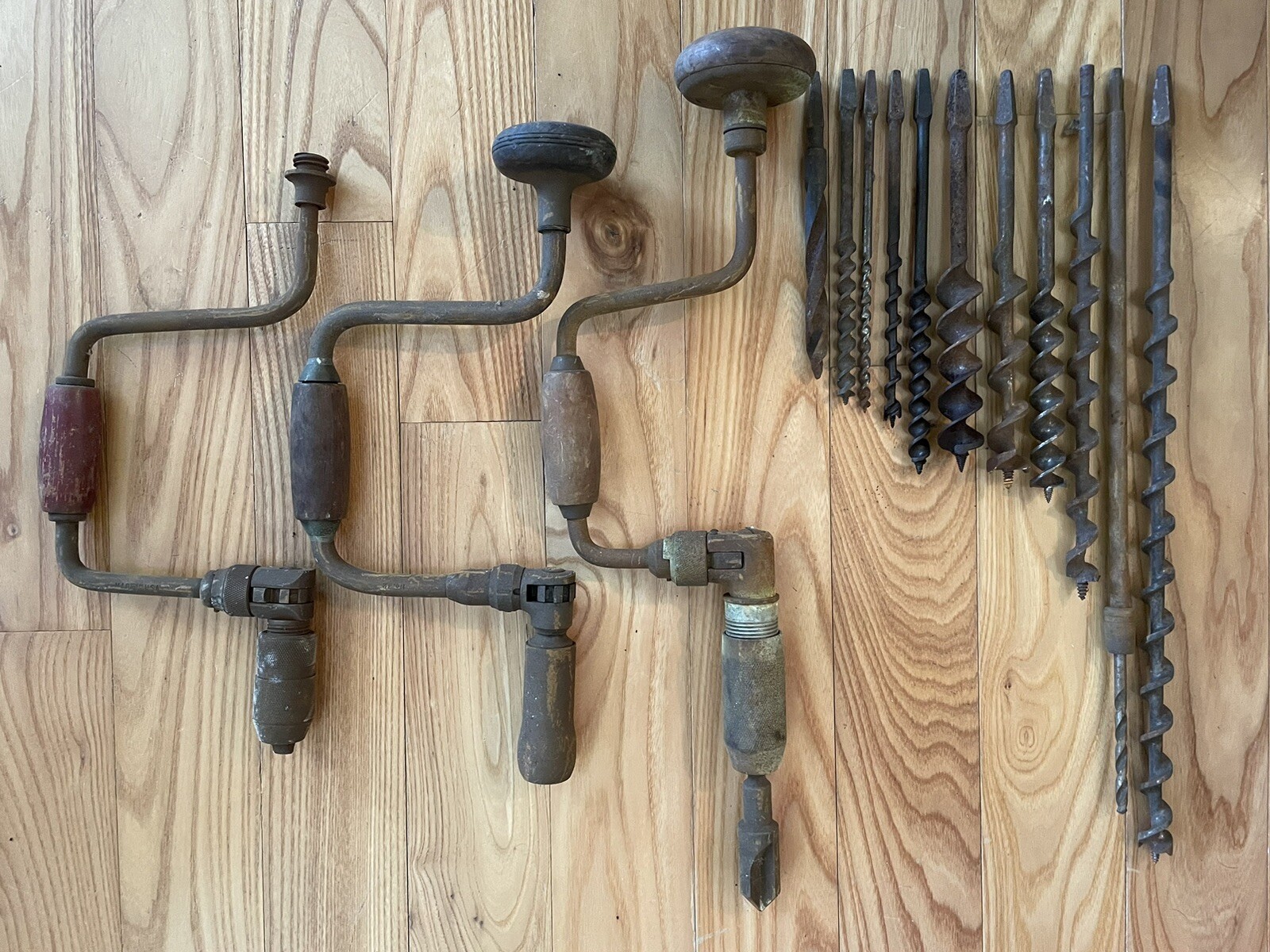 Lot of Vintage Ratcheting Hand Auger Brace w/Brace Auger Bits Wood ...