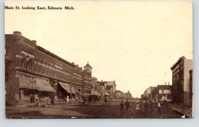 POSTCARD STREET SCENE MAIN STREET EAST EDMORE MICHIGAN | eBay
