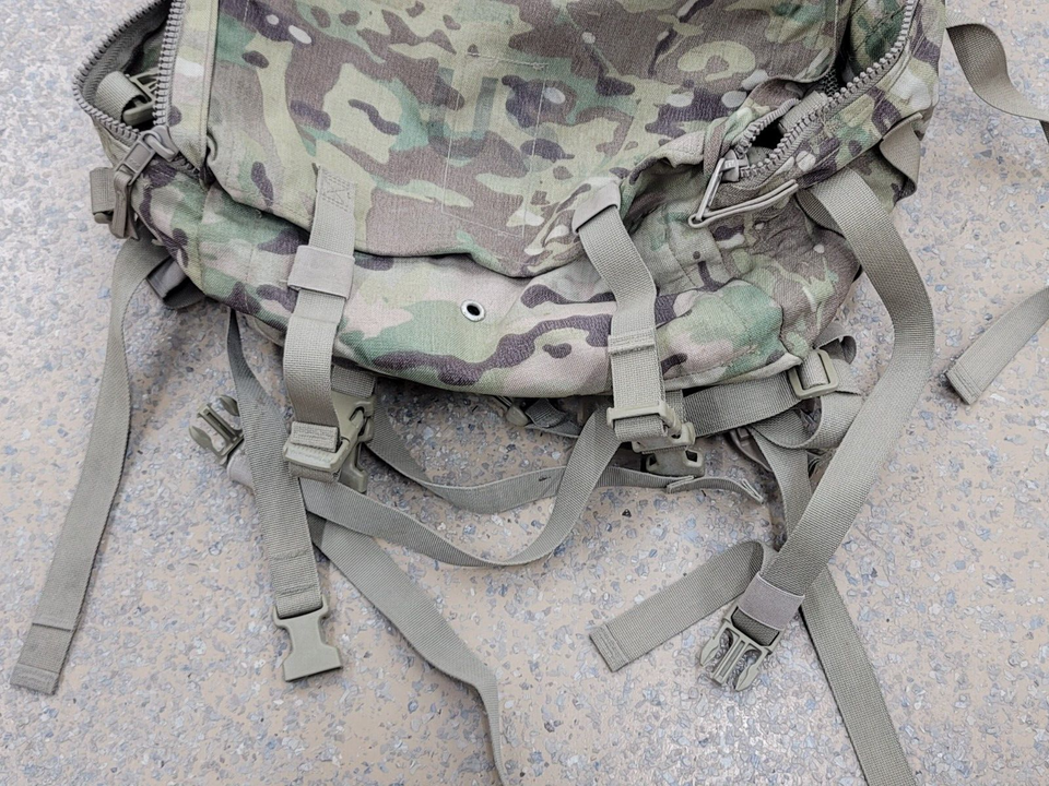 USGI Molle II Lightweight Load Carrying Equipment Medic Bag Multicam ...