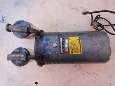 Vacuum - Gast Vacuum Pump Model