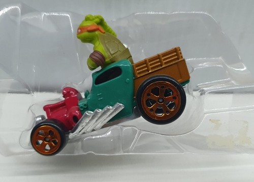 Teenage Mutant Ninja Turtles TMNT T-Machines Car 2014 Mickey In Hot Rod ...