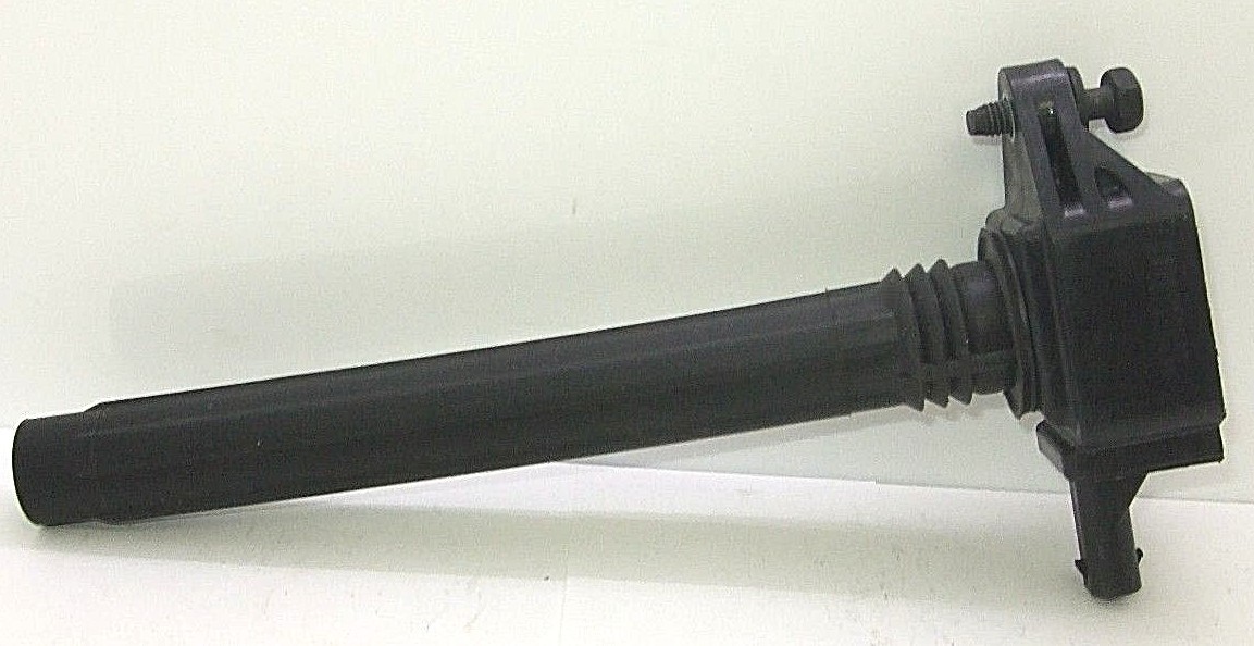 OEM 68080580AB FK0435 68242286AB 68242286AA 0221504037 UF751 C2054 ...