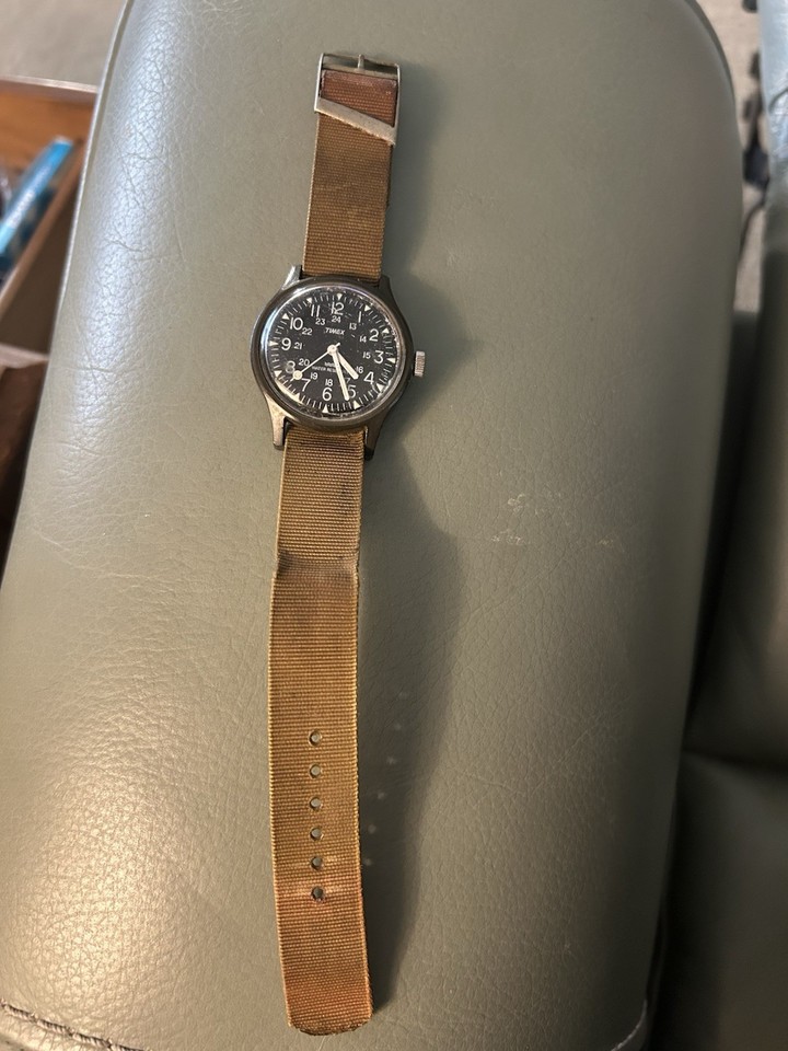 J65 Vintage Men’s Timex Mechanical Military Field Watch 35mm Macgyver Running | eBay