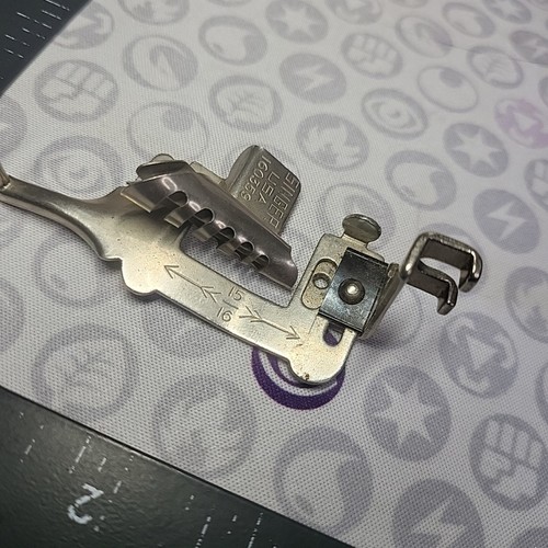 Genuine Singer Sewing Machine Slotted Binder Presser Foot #160359 | eBay