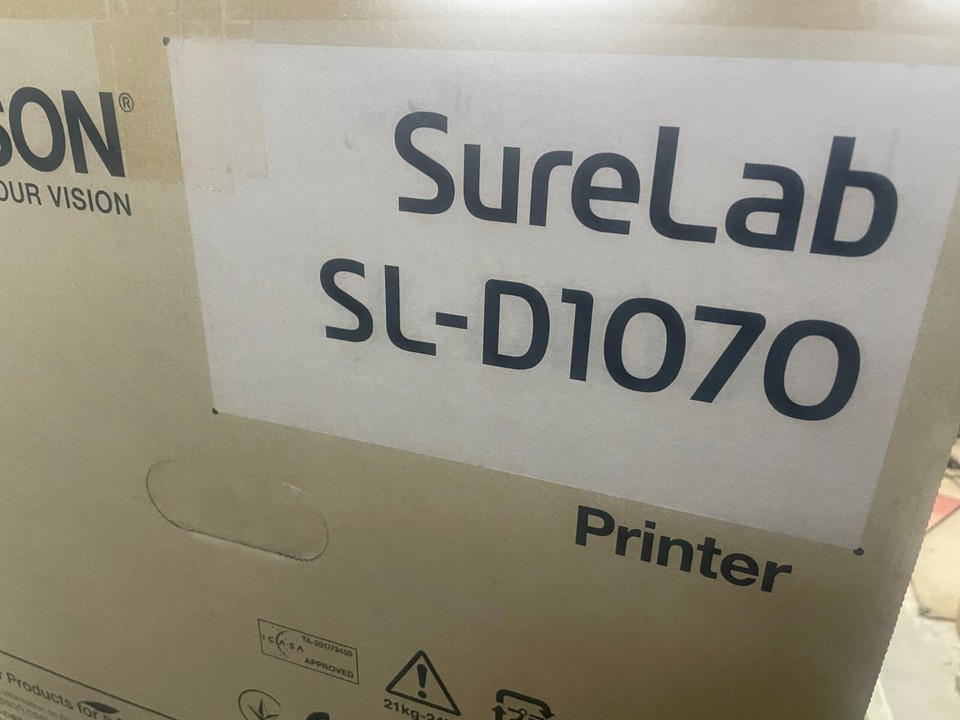 Epson SURELAB D1070 Professional Minilab Color ink-jet Printer ...