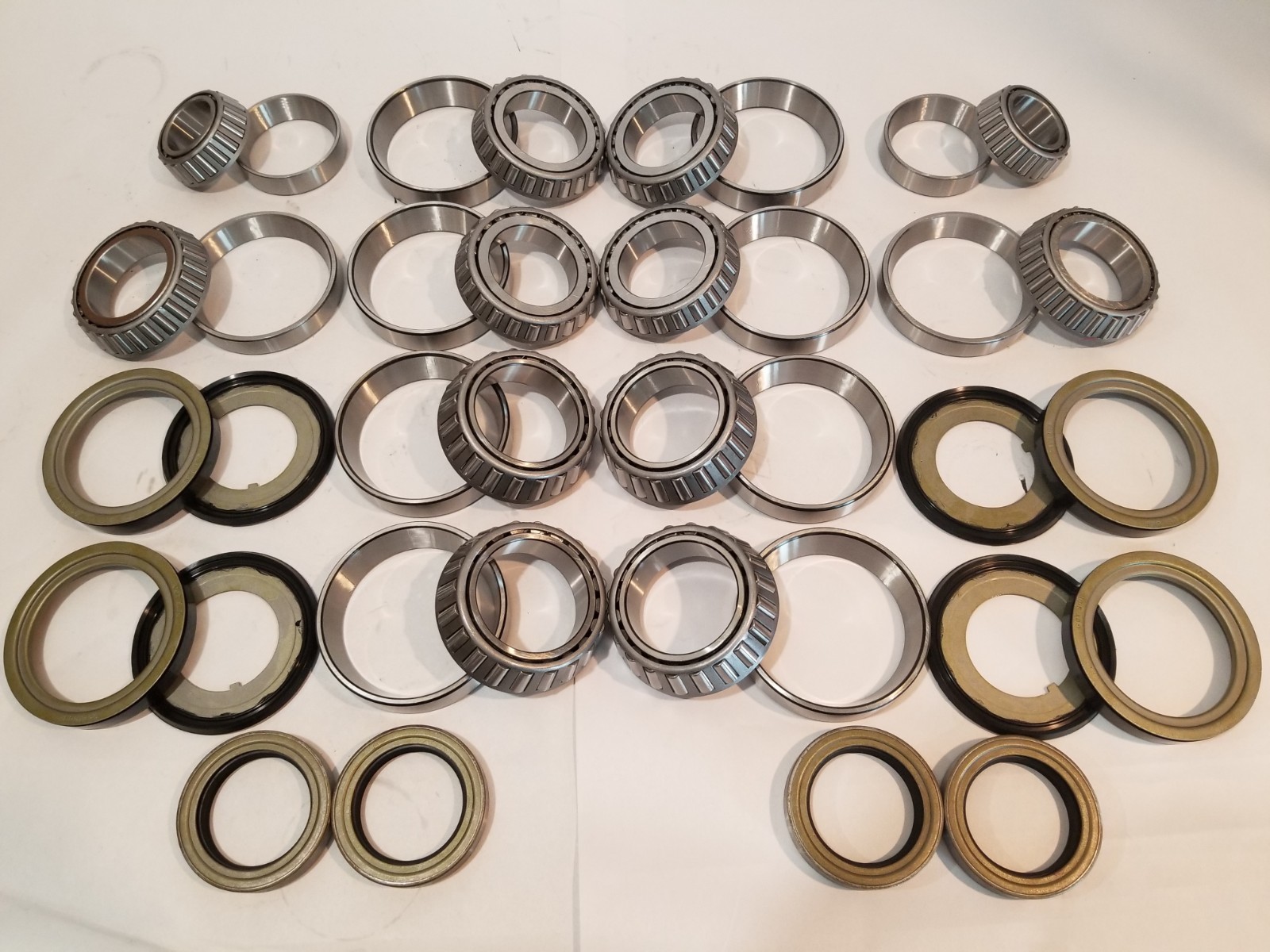 ROCKWELL M35A2 MILITARY 2.5 TON 2 AXLE HUB AND PINION BEARING WITH ...