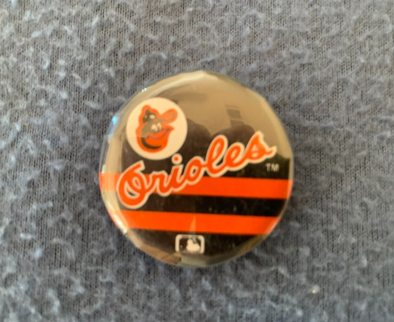 VINTAGE 1980's (AUTHENTIC) BALTIMORE ORIOLES (RARE) 1 1/4" (LOGO) MLB ...