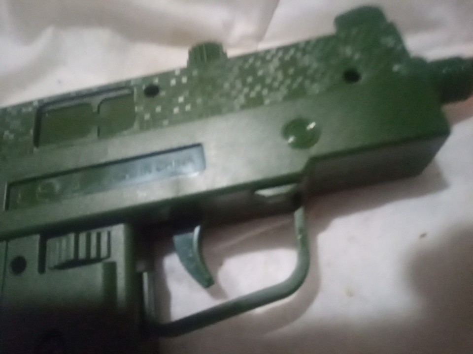 Toy Mini Micro Uzi 9mm SMG Gun 1/5 Scale Metal, 6-inch | eBay UK