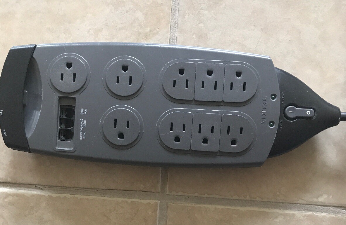 Belkin Surgemaster F9M923-08, 9 Outlet Surge Surpressor Power Strip 8 ...