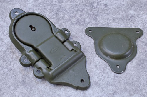 WW2 US Military Trunk Footlocker Lock No Key 1943 Eagle Lock Co Conn | eBay