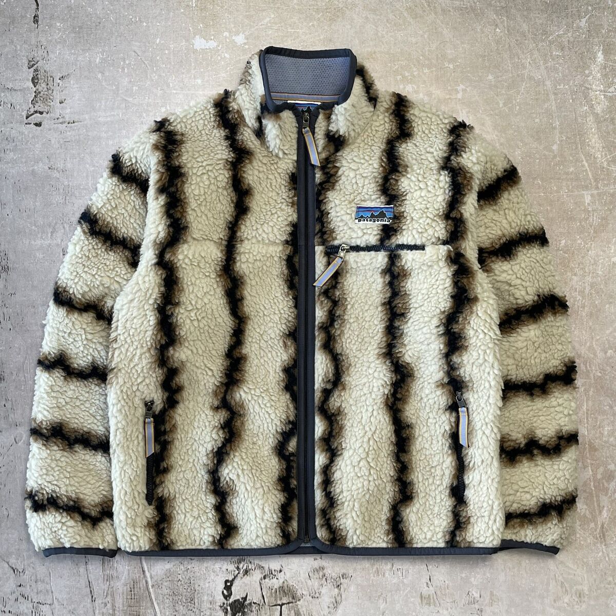Patagonia Deep Pile Fleece Thunder Natural Retro Cardigan Patagonia Deep Pile Fleece Thunder Natural Retro Cardigan