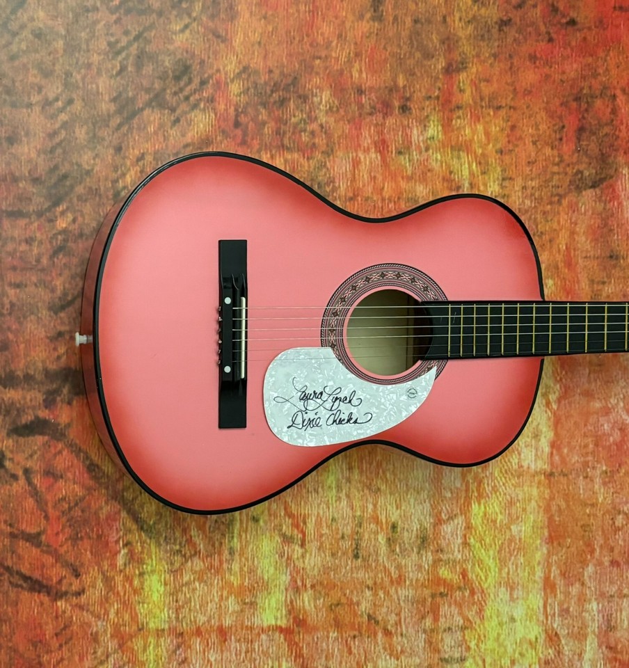 GFA The Dixie Chicks Original LAURA LYNCH Signed Acoustic Guitar L5 COA ...