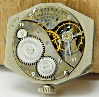 Vintage 1925 Elgin 447 7 jewel watch movement with dial, hands and ...