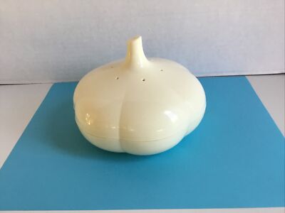 Tupperware Garlic Keeper Storage Container Forget Me Not White 5657A | eBay
