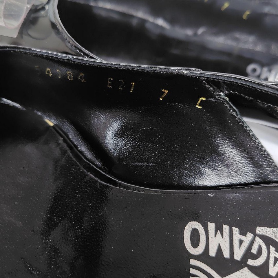 Salvatore Ferragamo Pumps Heel Vara Ribbon Leather Black 7 112766c ...