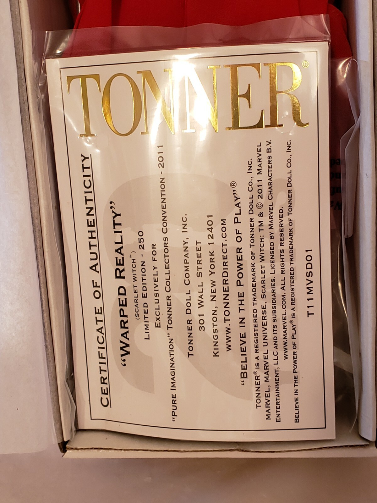 SCARLET WITCH WARPED REALITY Tonner Doll Marvel Univ 16in NRFB LE 250 ...