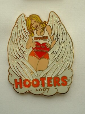 PIN'S HOOTERS - PIN'UP - ST VALENTIN 2007 | eBay