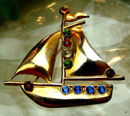 CORO RARE VINTAGE SIGNED PEGASUS FRUIT SALAD RHINESTONE SAILBOAT BOAT ...