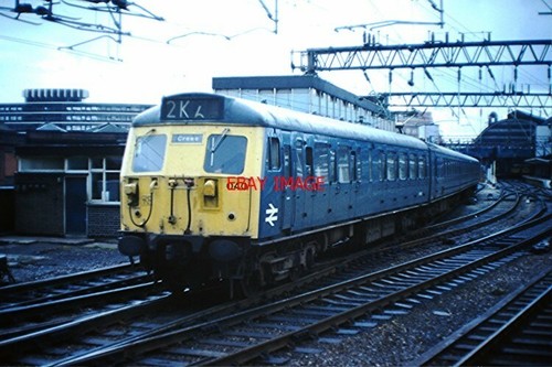 PHOTO CLASS 304 EMU NO 040 (LATER NO304 040) AT MANCHESTER (PICCADILLY ...