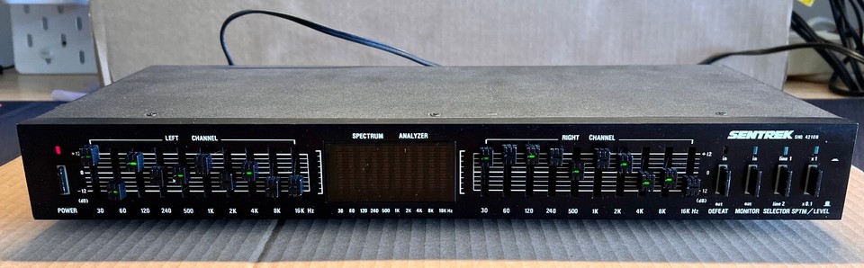 Sentrek SHQ-4210B Multi-Band Spectrum Analyzer Equalizer, Tested 100% ...