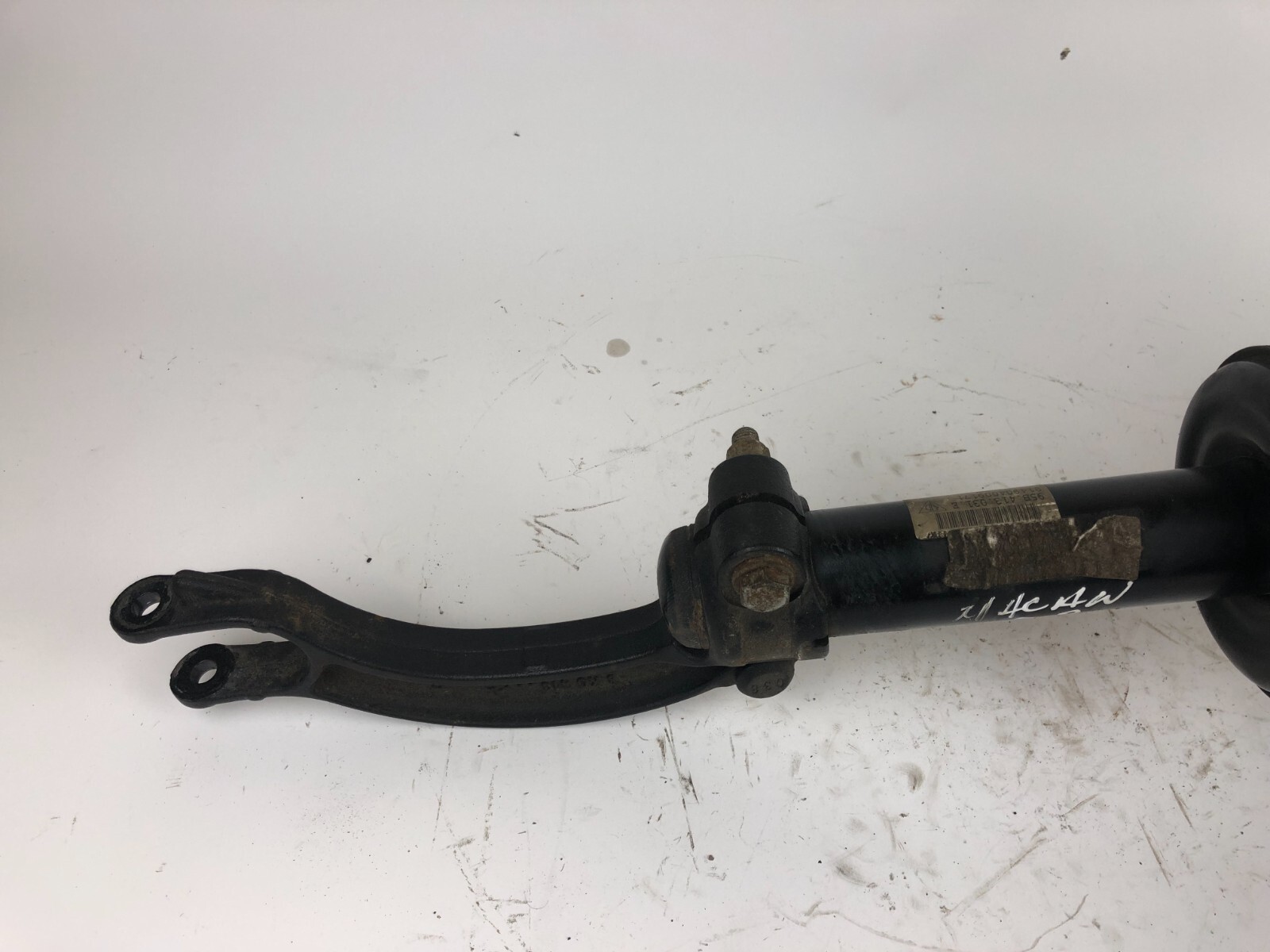 Porsche Macan 95B Front Right Side Strut Shock Absorber 95B413031E | eBay