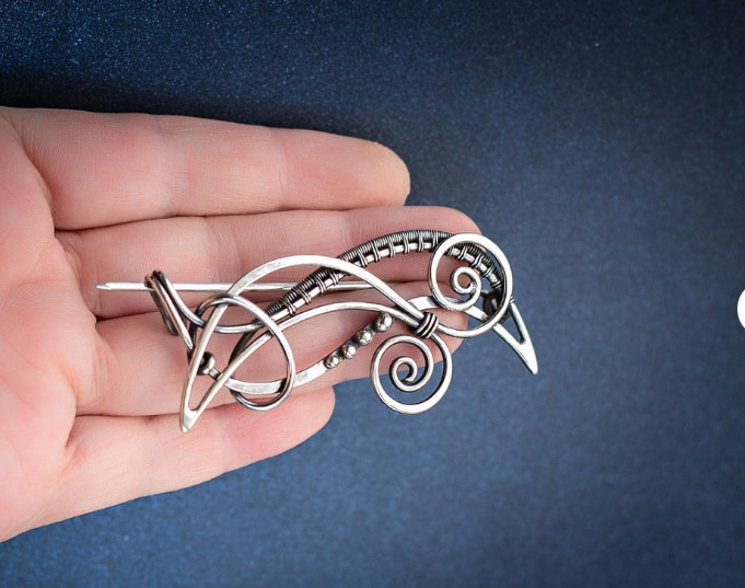 Beautiful Classic Wire Wrapped Women's Fabulous Brooch In 935 Argentium ...