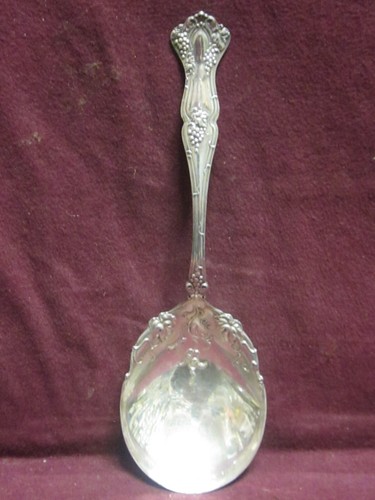 1847 Rogers Bros VINTAGE PATTERN CASSEROLE BERRY SPOON 8 7/8 ...