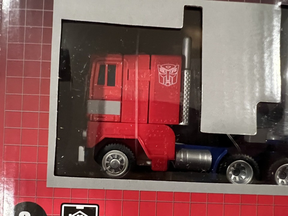 Brand New Transformers Optimus Prime G1 40th Anniversary Exclusive ...