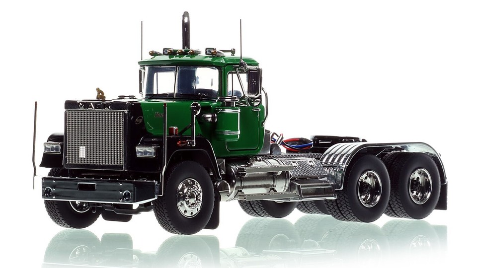 HHR138B-2 - 1:50 scale Mack Superliner Tandem Axle Tractor - Green over ...