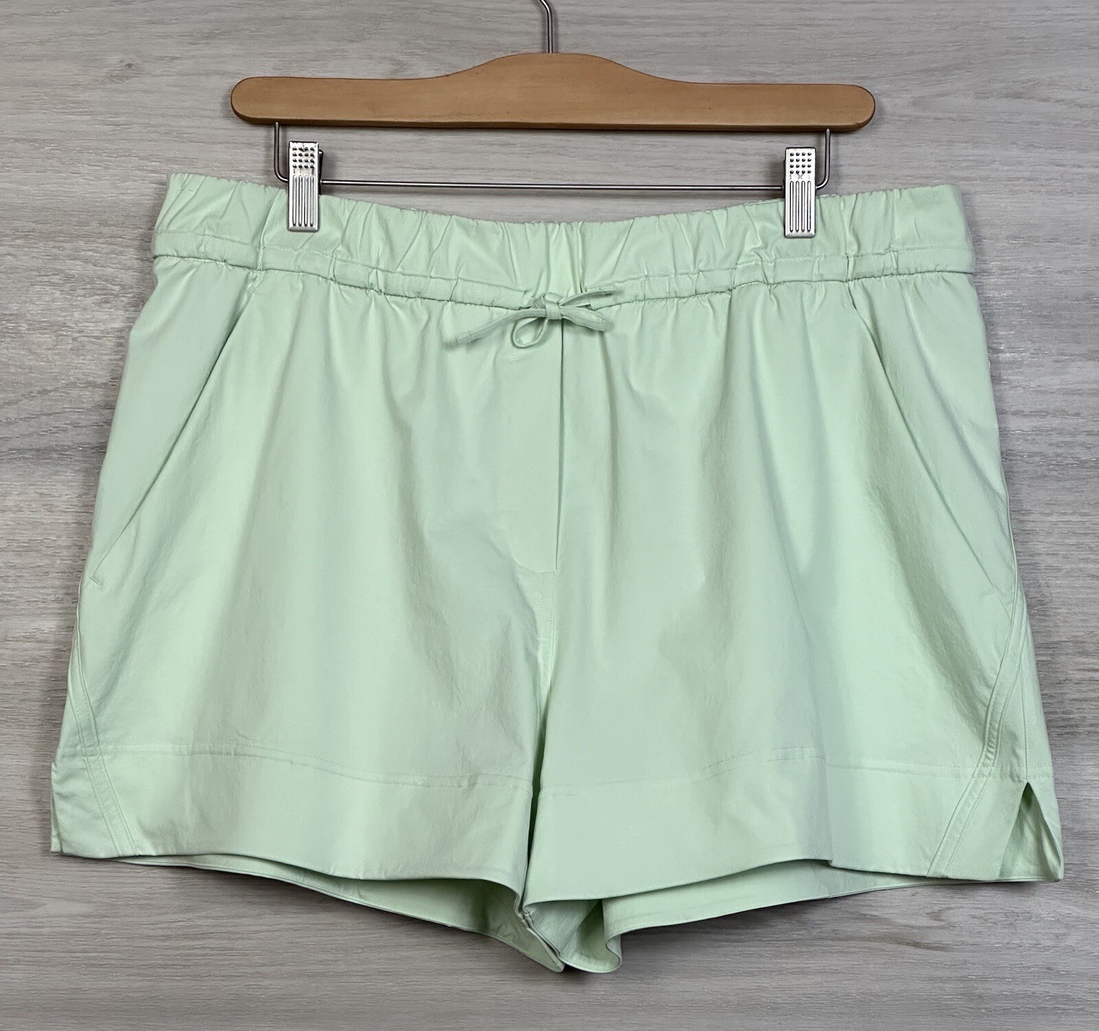 Lululemon Cinchable Waist HR Woven Short 3.5 Relaxed Fit Size XL KOGR ...