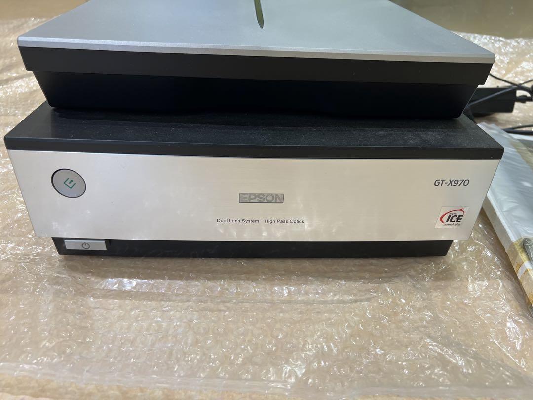 EPSON Colorio GT-X970 Flatbed Scanner 6400dpi CCD Sensor A4 Compatible ...