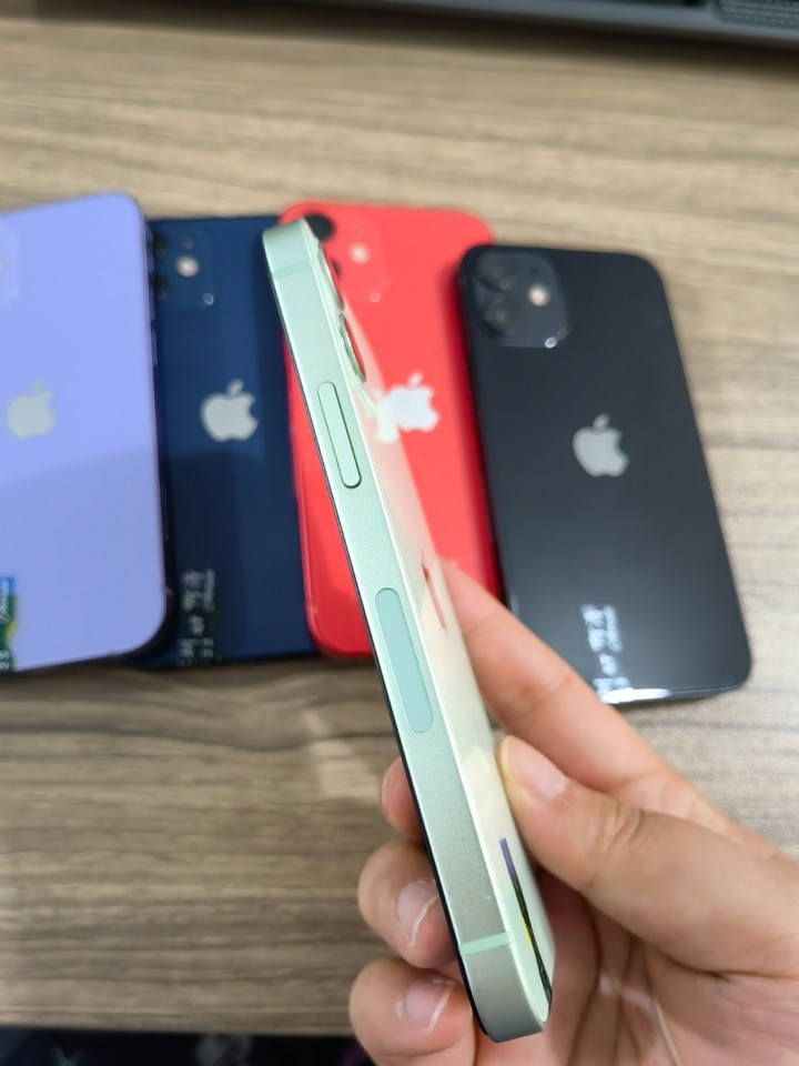 Working well Apple iPhone 12 mini - 64 GB/128GB/256GB (Unlocked)With ...