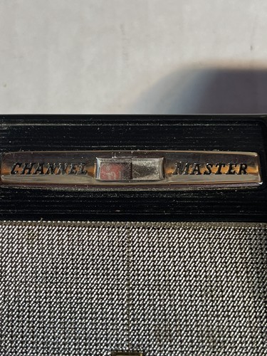 Vintage MCM Channel Master SixTransistor Radio w/ Case & Antenna ...