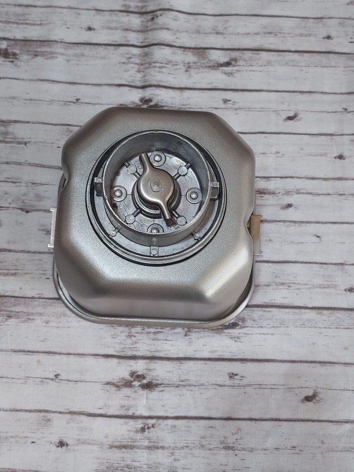 Sunbeam Oster ~ Model 5812 ~ Bread Maker Pan & Paddle ~ OEM Genuine ...