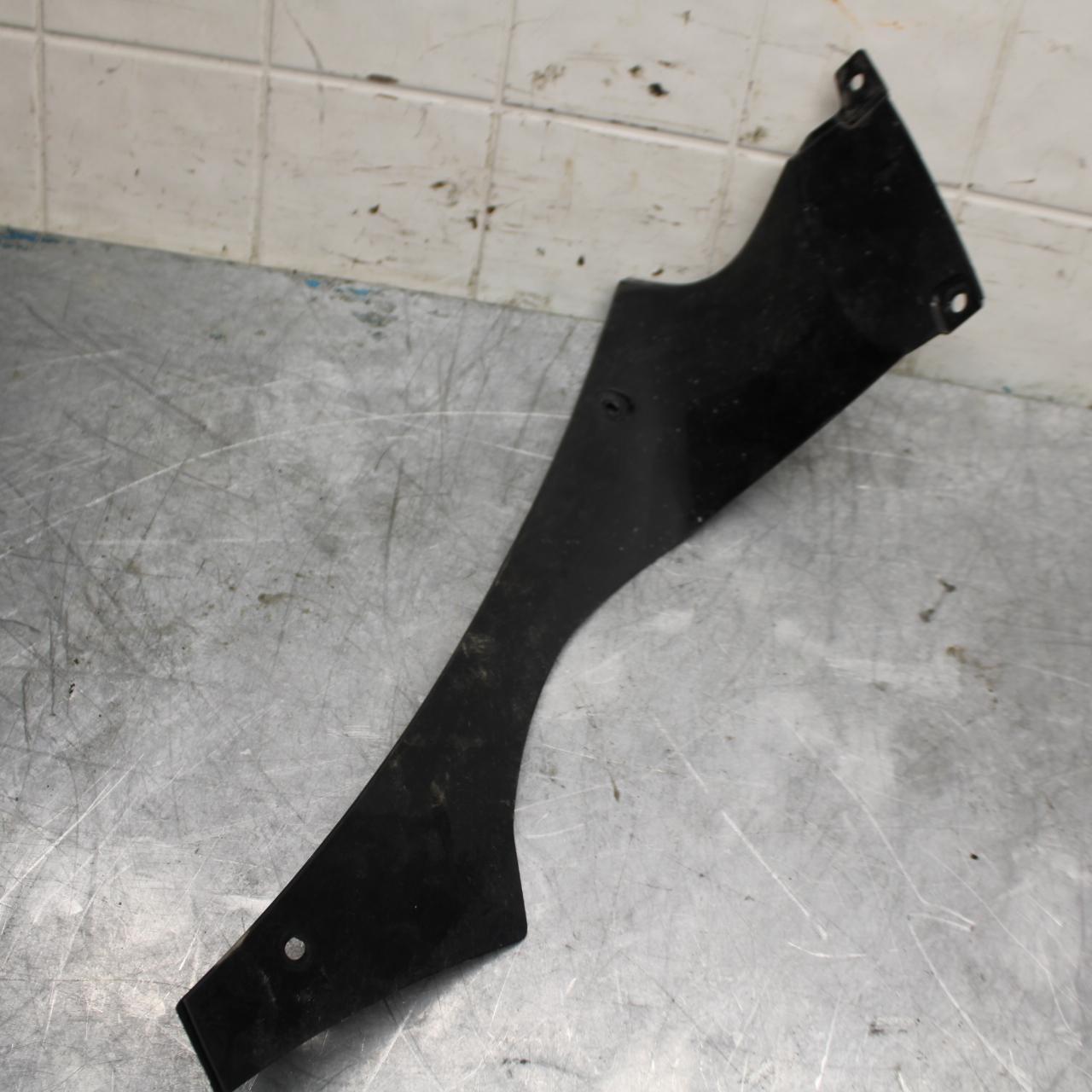 08-16 YAMAHA YZF R6 RIGHT INNER FAIRING COWL PANEL TRIM 13S-2836M-00-00 ...