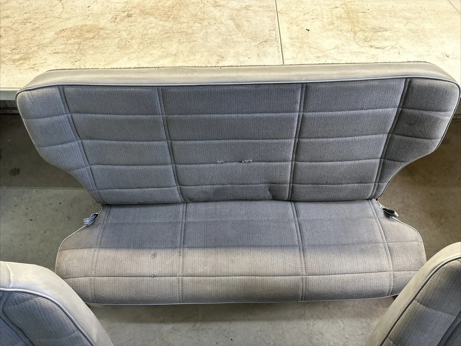 1984-1996 Jeep Cherokee XJ Front Driver's & Passenger Seats Rear Bench ...