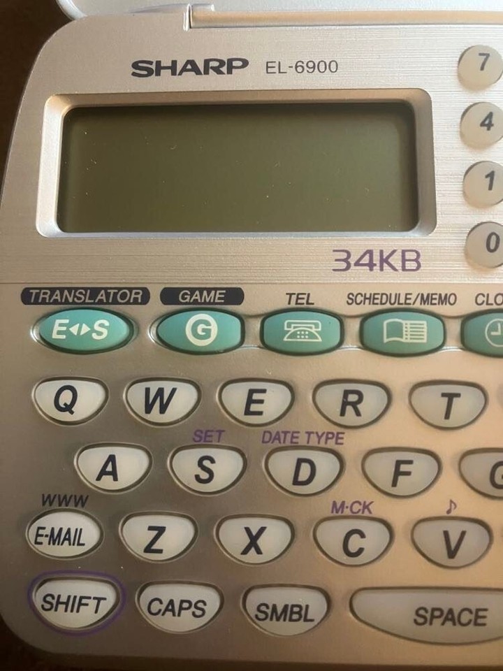 SHARP EL-6900 English to Spanish Translator, Organizer, & Calculator ...
