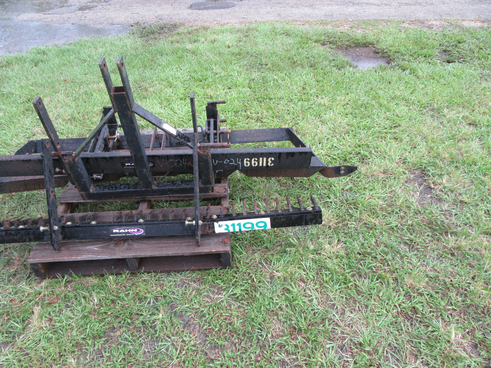 RAHN GL 650 INFIELD GROOMER Grader Scariffier Mounts 3 pt Hitch Small ...