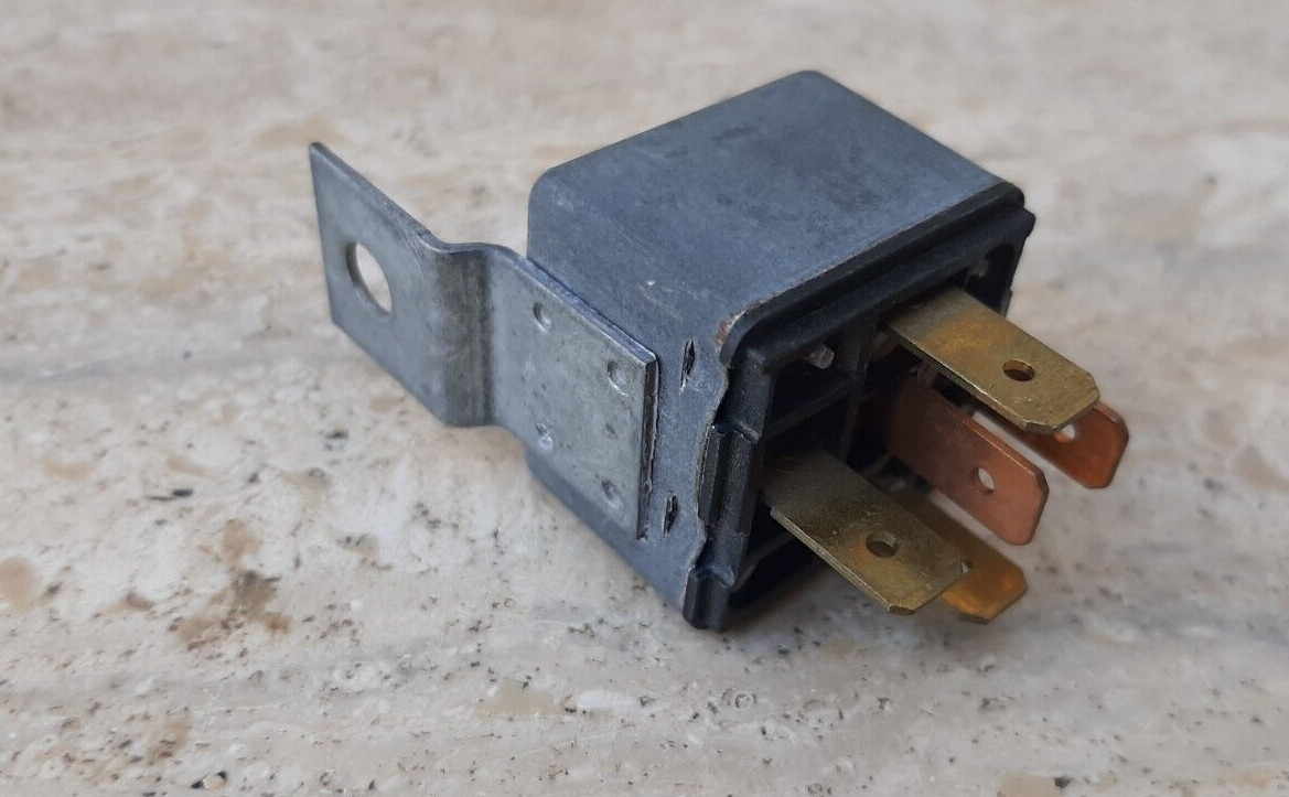 RELE' ORIGINALE BOSCH 0332014125-12V-30A-OPEL REKORD-MONZA-FORD- | eBay UK