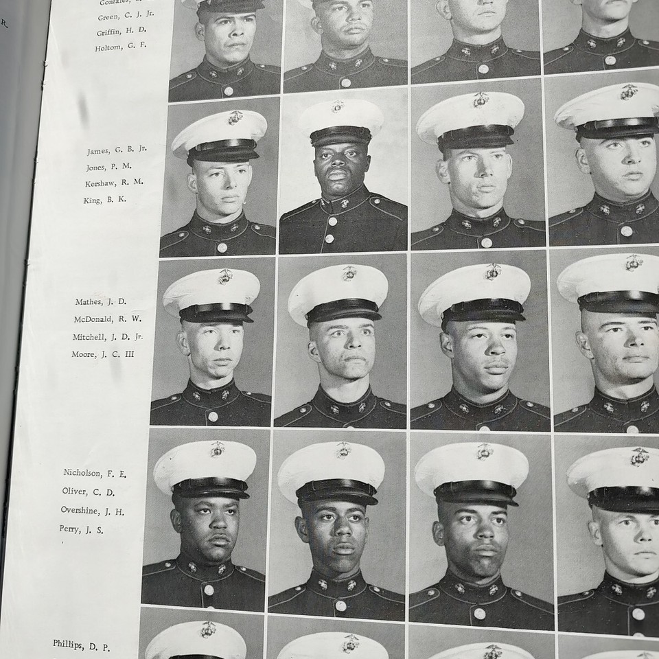 Marine Corps RECRUIT DEPOT San Diego, Ca Yearbook 1970 Platoon 1227 | eBay