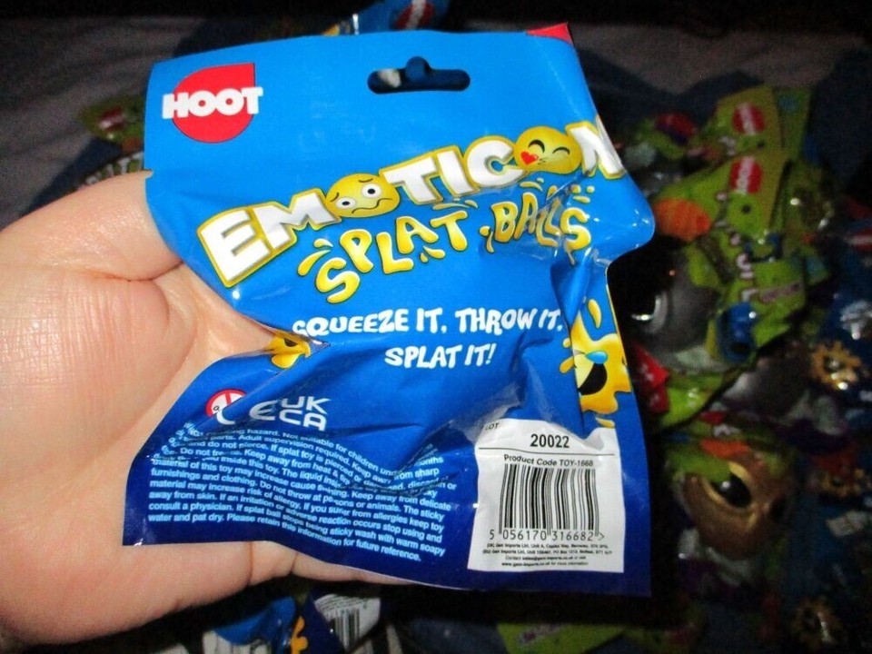 Heart Eyes - Emoticon Splat Ball Toy - Hoot | eBay UK